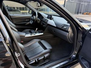 Black BMW 320 2014 in Ukmerge, with an engine capacity of 2.00 L and mileage of 290 thousand km for 7950 €, photo 10 on AUTOMOTO.COM.LV