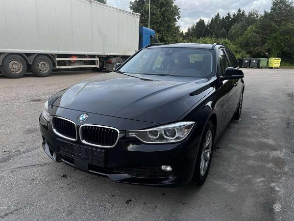 Black BMW 320 2014 in Utena, with an engine capacity of 2.00 L and mileage of 298 thousand km for 7700 €, photo 4 on AUTOMOTO.COM.LV