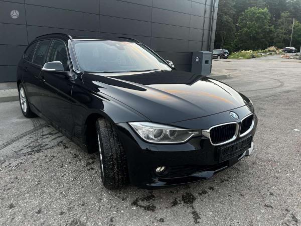 Black BMW 320 2014 in Utena, with an engine capacity of 2.00 L and mileage of 298 thousand km for 7700 €, photo 5 on AUTOMOTO.COM.LV
