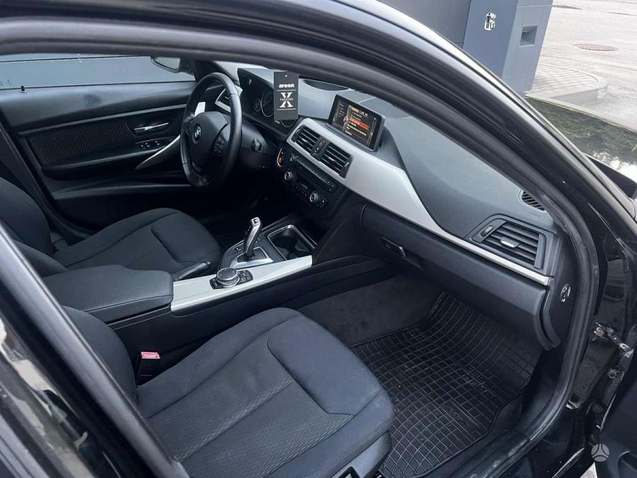 Melns BMW 320 2014 Utena, ar dzinēja tilpumu 2.00 L un nobraukumu 298 tūkst. km par 7700 €, foto 22 vietnē AUTOMOTO.COM.LV