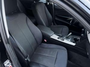 Melns BMW 320 2014 Utena, ar dzinēja tilpumu 2.00 L un nobraukumu 298 tūkst. km par 7700 €, foto 23 vietnē AUTOMOTO.COM.LV
