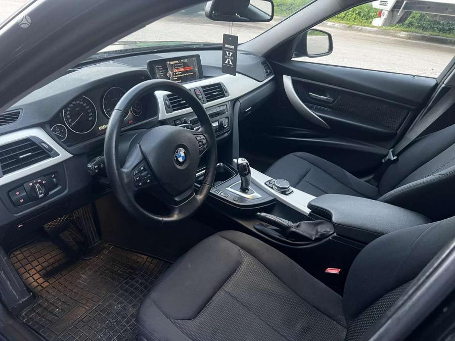 Melns BMW 320 2014 Utena, ar dzinēja tilpumu 2.00 L un nobraukumu 298 tūkst. km par 7700 €, foto 24 vietnē AUTOMOTO.COM.LV