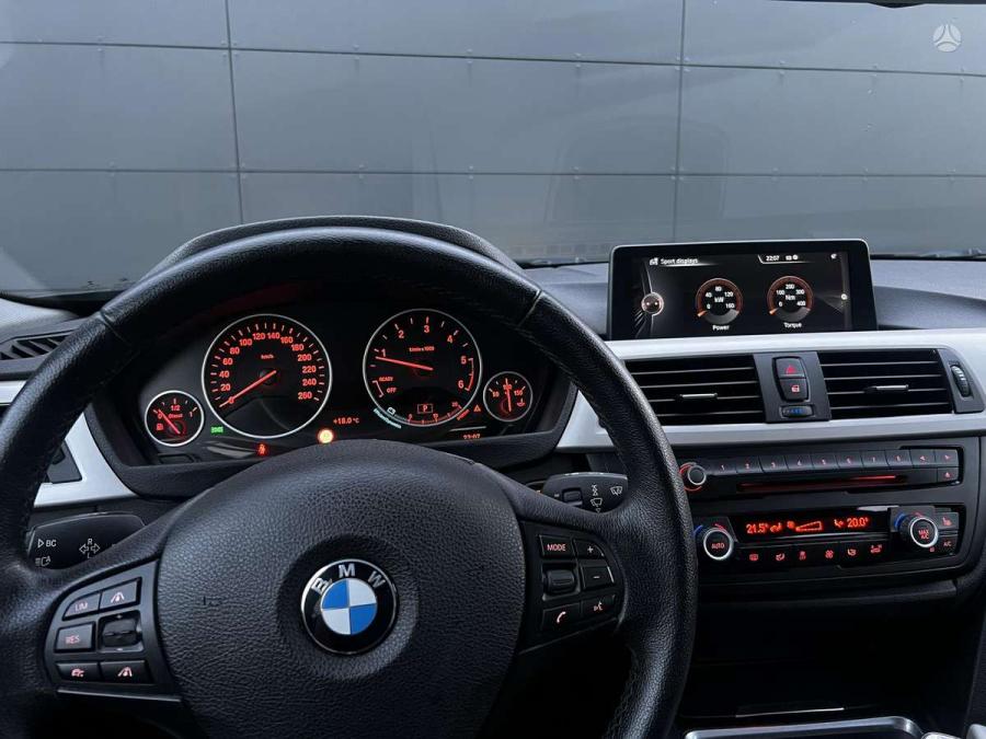 Melns BMW 320 2014 Utena, ar dzinēja tilpumu 2.00 L un nobraukumu 298 tūkst. km par 7700 €, foto 36 vietnē AUTOMOTO.COM.LV