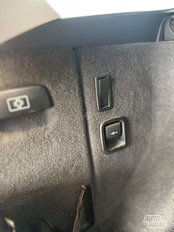 Black BMW 320 2014 in Salcininkai, with an engine capacity of 2.00 L and mileage of 410 thousand km for 7500 €, photo 6 on AUTOMOTO.COM.LV
