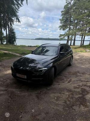 Melns BMW 320 2014 Kauņa, ar dzinēja tilpumu 2.00 L un nobraukumu 145 tūkst. km par 10850 €, foto 3 vietnē AUTOMOTO.COM.LV