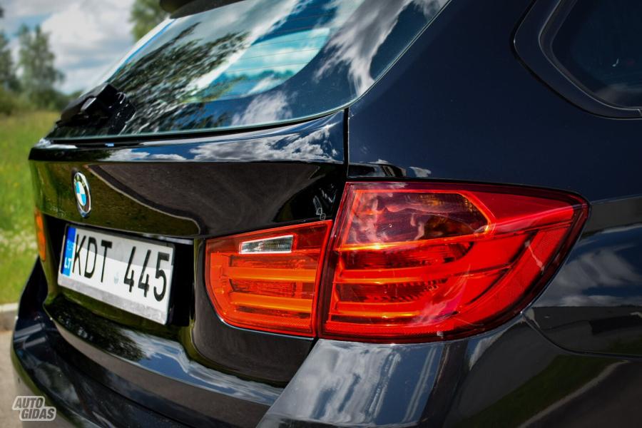 Black BMW 320 2014 in Vilnius, with an engine capacity of 2.00 L and mileage of 351 thousand km for 6950 €, photo 9 on AUTOMOTO.COM.LV