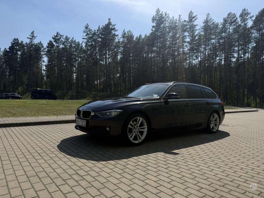 Black BMW 320 2014 in Druskininkai, with an engine capacity of 2.00 L and mileage of 253 thousand km for 8100 €, photo 8 on AUTOMOTO.COM.LV