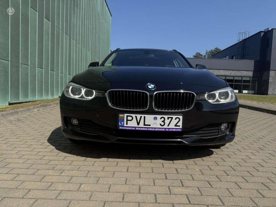 Black BMW 320 2014 in Druskininkai, with an engine capacity of 2.00 L and mileage of 253 thousand km for 8100 €, photo 9 on AUTOMOTO.COM.LV