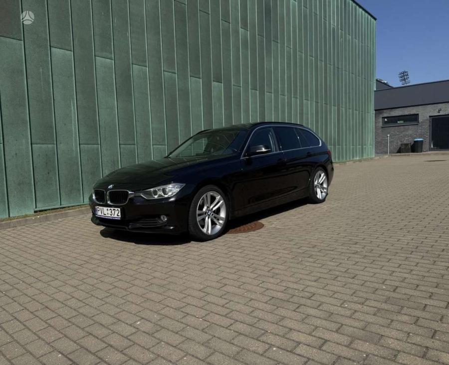 Black BMW 320 2014 in Druskininkai, with an engine capacity of 2.00 L and mileage of 253 thousand km for 8100 €, photo 10 on AUTOMOTO.COM.LV