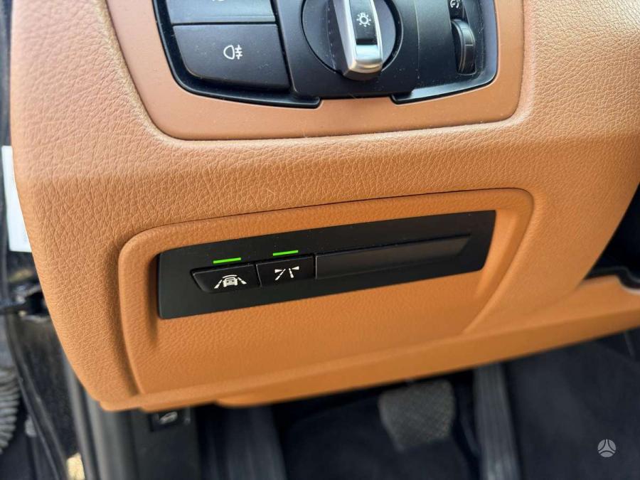 Melns BMW 320 2014 Utena, ar dzinēja tilpumu 2.00 L un nobraukumu 280 tūkst. km par 7990 €, foto 9 vietnē AUTOMOTO.COM.LV