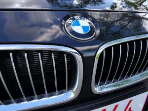 Melns BMW 320 2014 Ukmergė, ar dzinēja tilpumu 2.00 L un nobraukumu 298 tūkst. km par 6950 €, foto 48 vietnē AUTOMOTO.COM.LV