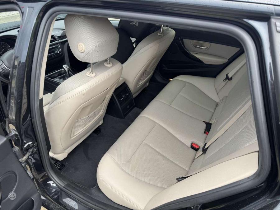 Melns BMW 320 2014 Kauņa, ar dzinēja tilpumu 2.00 L un nobraukumu 269 tūkst. km par 6999 €, foto 11 vietnē AUTOMOTO.COM.LV
