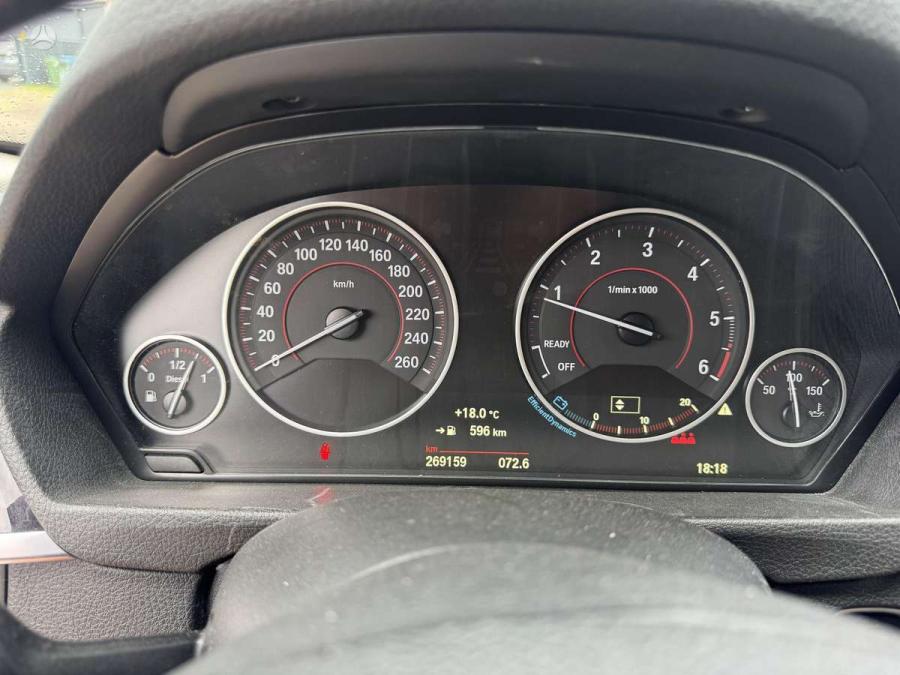 Melns BMW 320 2014 Kauņa, ar dzinēja tilpumu 2.00 L un nobraukumu 269 tūkst. km par 6999 €, foto 16 vietnē AUTOMOTO.COM.LV