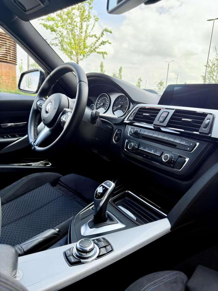 Melns BMW 320 2014 Viļņa, ar dzinēja tilpumu 2.00 L un nobraukumu 284 tūkst. km par 8490 €, foto 17 vietnē AUTOMOTO.COM.LV