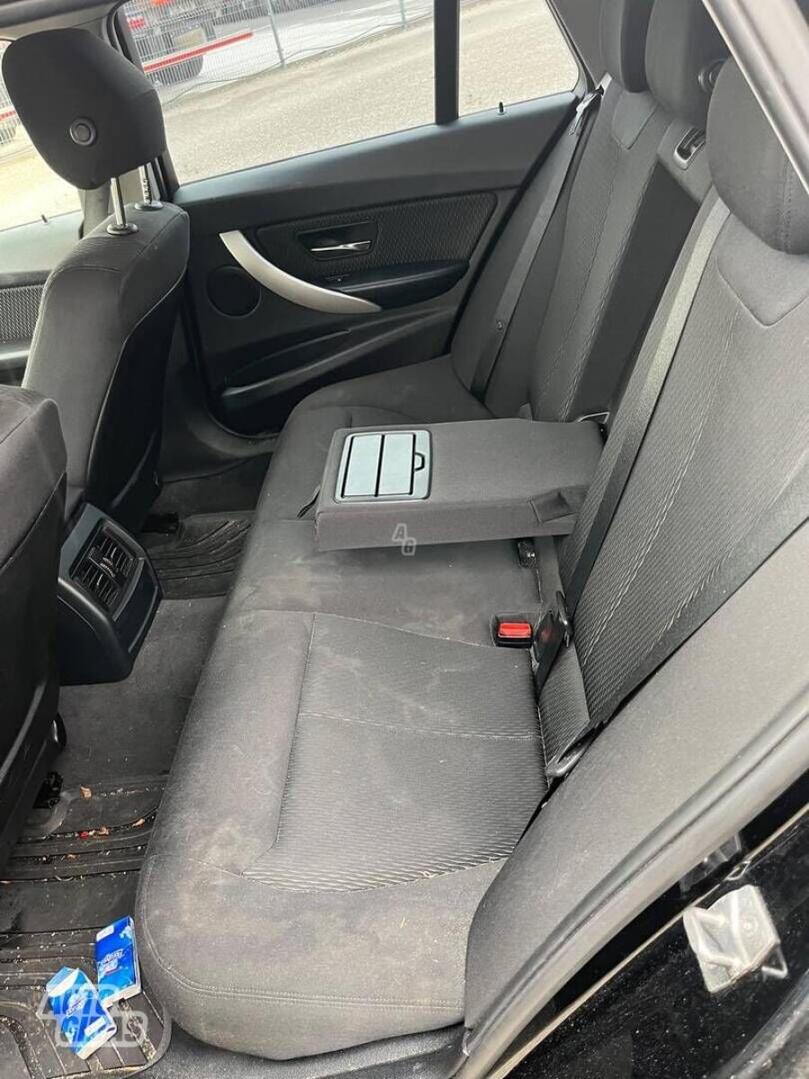 Melns BMW 320 2014 Marijampole, ar dzinēja tilpumu 2.00 L un nobraukumu 323 tūkst. km par 6650 €, foto 11 vietnē AUTOMOTO.COM.LV