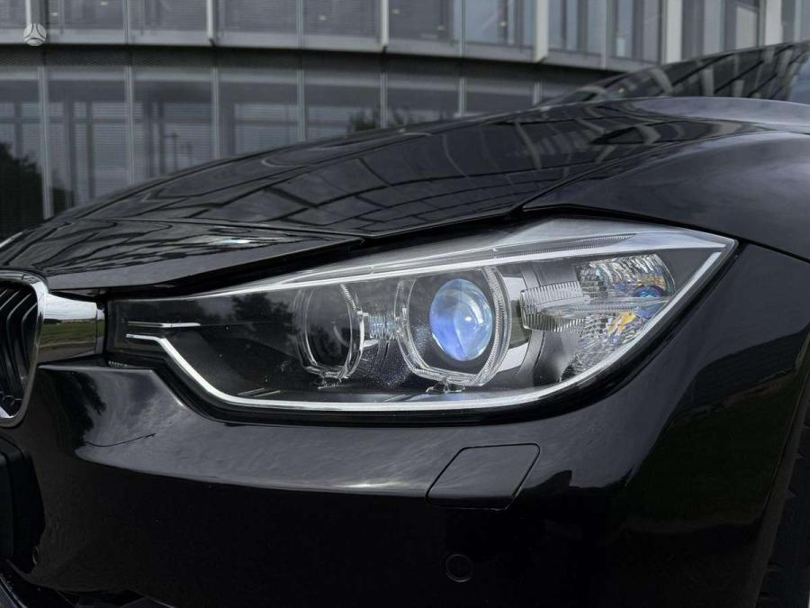 Black BMW 320 2014 in Vilnius, with an engine capacity of 2.00 L and mileage of 275 thousand km for 7250 €, photo 10 on AUTOMOTO.COM.LV