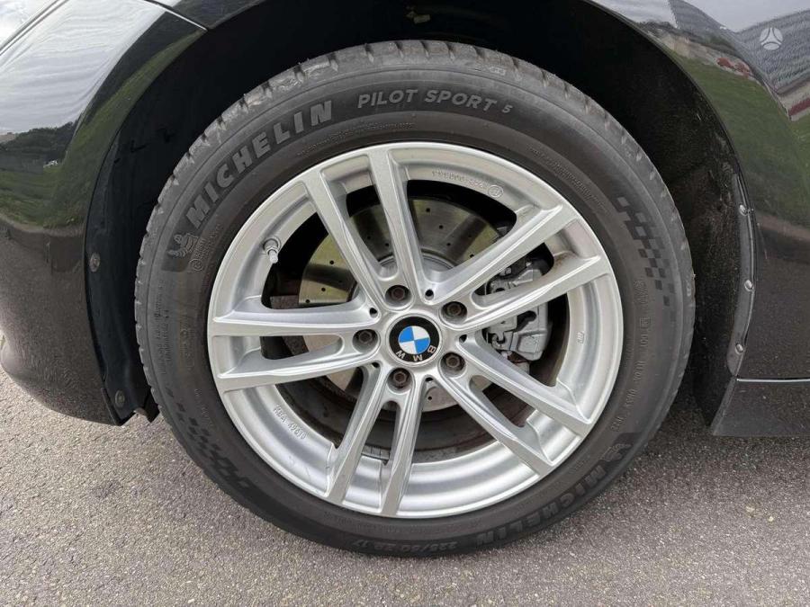 Black BMW 320 2014 in Vilnius, with an engine capacity of 2.00 L and mileage of 275 thousand km for 7250 €, photo 13 on AUTOMOTO.COM.LV