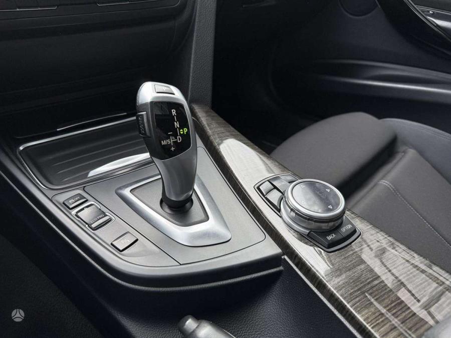 Black BMW 320 2014 in Vilnius, with an engine capacity of 2.00 L and mileage of 275 thousand km for 7250 €, photo 28 on AUTOMOTO.COM.LV