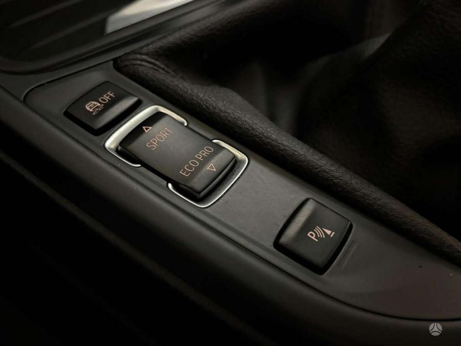 Black BMW 320 2014 in Marijampole, with an engine capacity of 2.00 L and mileage of 302 thousand km for 6450 €, photo 9 on AUTOMOTO.COM.LV