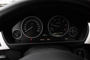 Black BMW 320 2014 in Jelgava, with an engine capacity of 2.00 L and mileage of 251 thousand km for 8200 €, photo 32 on AUTOMOTO.COM.LV