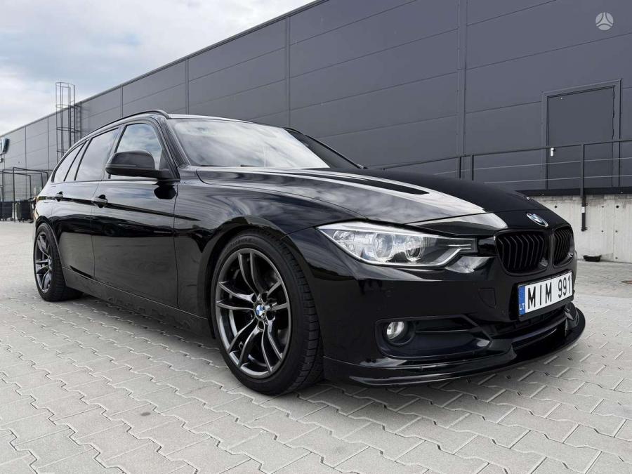 Melns BMW 320 2014 Šauļi, ar dzinēja tilpumu 2.00 L un nobraukumu 250 tūkst. km par 10000 €, foto 4 vietnē AUTOMOTO.COM.LV