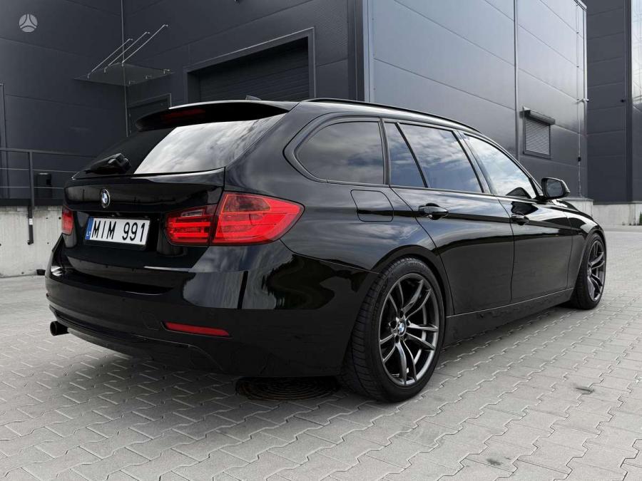 Melns BMW 320 2014 Šauļi, ar dzinēja tilpumu 2.00 L un nobraukumu 250 tūkst. km par 10000 €, foto 7 vietnē AUTOMOTO.COM.LV