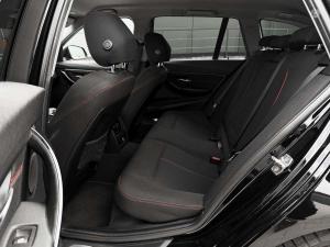 Melns BMW 320 2014 Šauļi, ar dzinēja tilpumu 2.00 L un nobraukumu 250 tūkst. km par 10000 €, foto 13 vietnē AUTOMOTO.COM.LV
