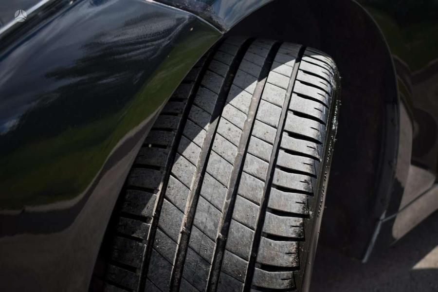 Melns BMW 320 2014 Viļņa, ar dzinēja tilpumu 2.00 L un nobraukumu 351 tūkst. km par 6450 €, foto 19 vietnē AUTOMOTO.COM.LV