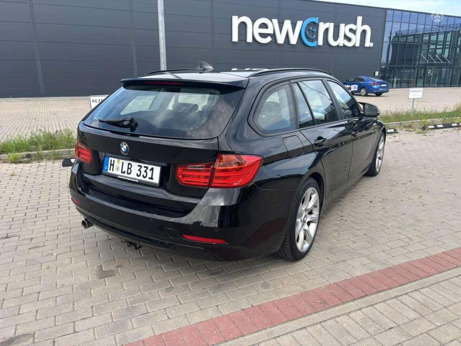 Black BMW 320 2014 in Kaunas, with an engine capacity of 2.00 L and mileage of 319 thousand km for 7350 €, photo 6 on AUTOMOTO.COM.LV