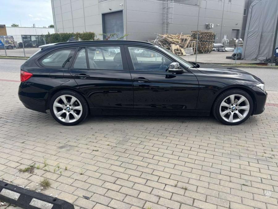 Black BMW 320 2014 in Kaunas, with an engine capacity of 2.00 L and mileage of 319 thousand km for 7350 €, photo 7 on AUTOMOTO.COM.LV