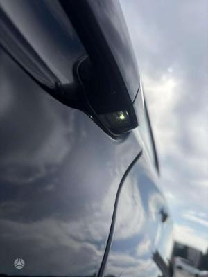 Black BMW 320 2014 in Kaunas, with an engine capacity of 2.00 L and mileage of 319 thousand km for 7350 €, photo 13 on AUTOMOTO.COM.LV