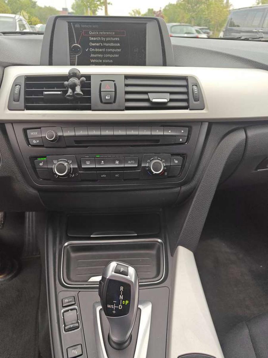 Melns BMW 320 2014 Klaipėda, ar dzinēja tilpumu 2.00 L un nobraukumu 265 tūkst. km par 5999 €, foto 16 vietnē AUTOMOTO.COM.LV