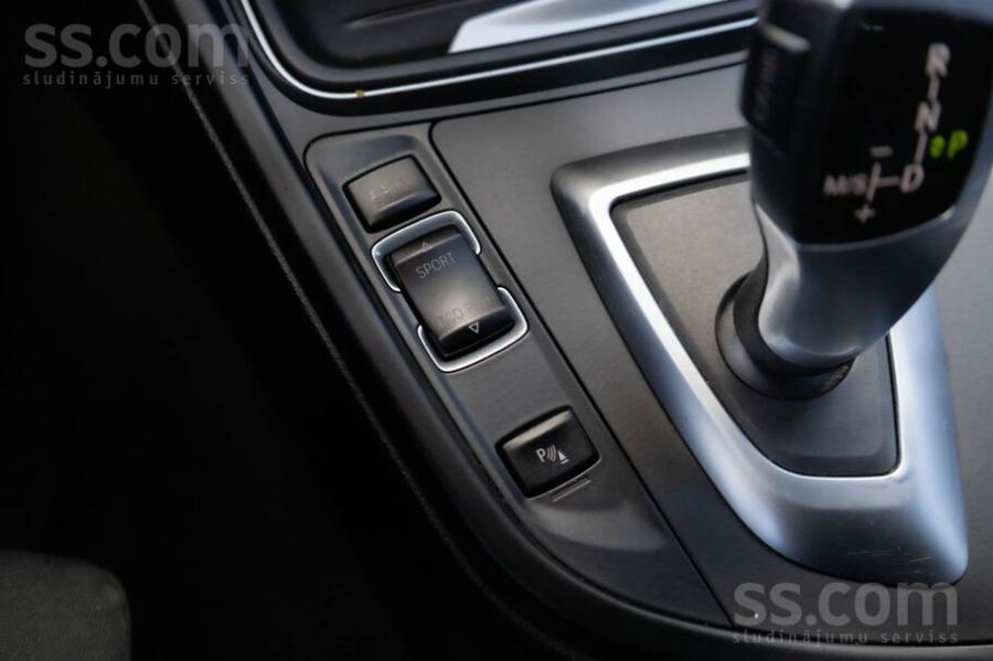 Melns BMW 320 2014 Rīga, ar dzinēja tilpumu 2.00 L un nobraukumu 318 tūkst. km par 10990 €, foto 18 vietnē AUTOMOTO.COM.LV