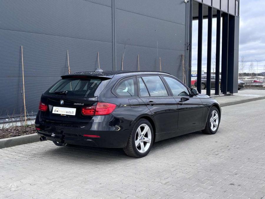 Black BMW 320 2015 in Vilnius, with an engine capacity of 2.00 L and mileage of 335 thousand km for 8500 €, photo 5 on AUTOMOTO.COM.LV