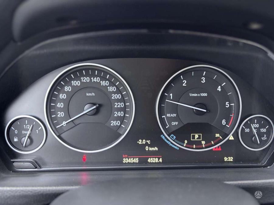 Black BMW 320 2015 in Vilnius, with an engine capacity of 2.00 L and mileage of 335 thousand km for 8500 €, photo 15 on AUTOMOTO.COM.LV