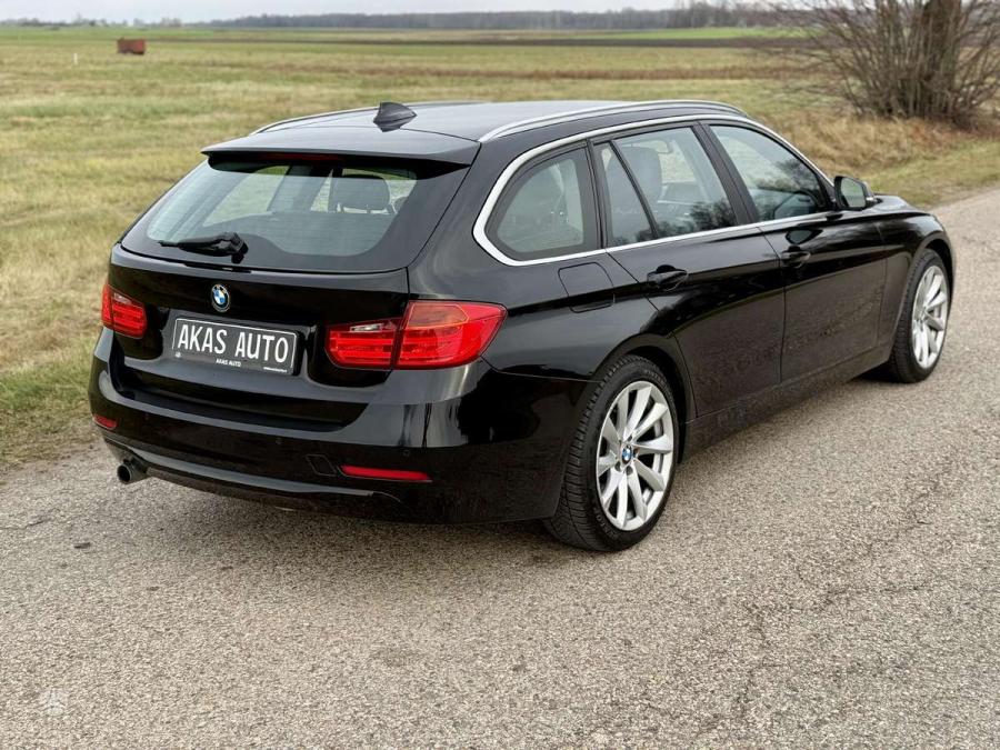 Black BMW 320 2015 in Siauliai, with an engine capacity of 2.00 L and mileage of 269 thousand km for 8900 €, photo 4 on AUTOMOTO.COM.LV