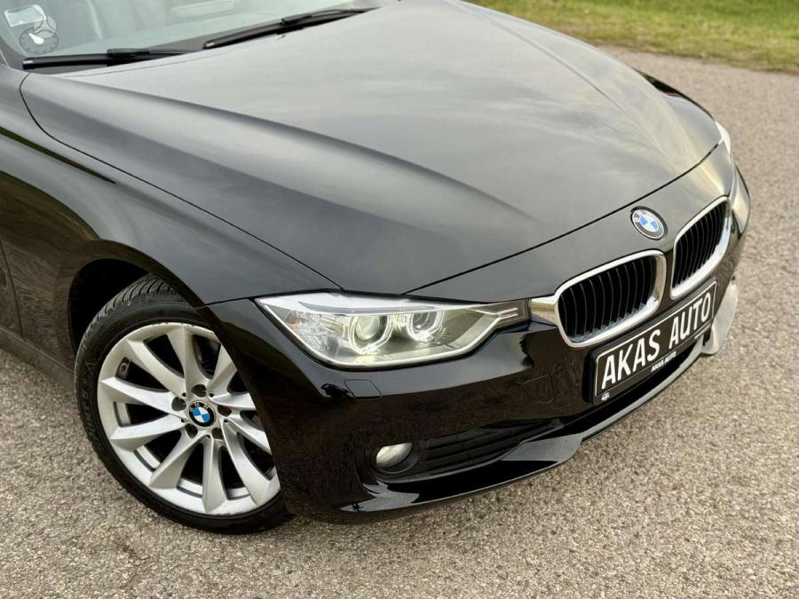 Black BMW 320 2015 in Siauliai, with an engine capacity of 2.00 L and mileage of 269 thousand km for 8900 €, photo 7 on AUTOMOTO.COM.LV