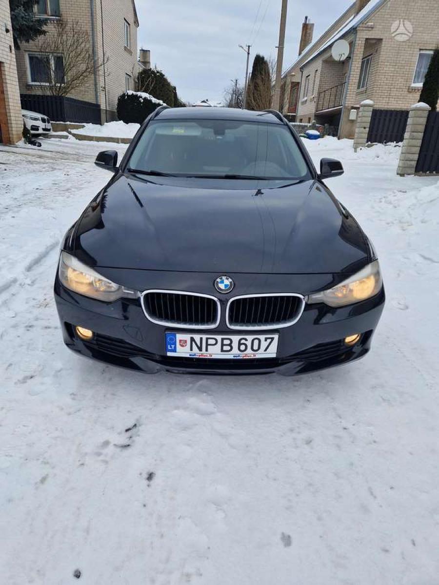 Black BMW 320 2015 in Kelme, with an engine capacity of 2.00 L and mileage of 296 thousand km for 5999 €, photo 1 on AUTOMOTO.COM.LV