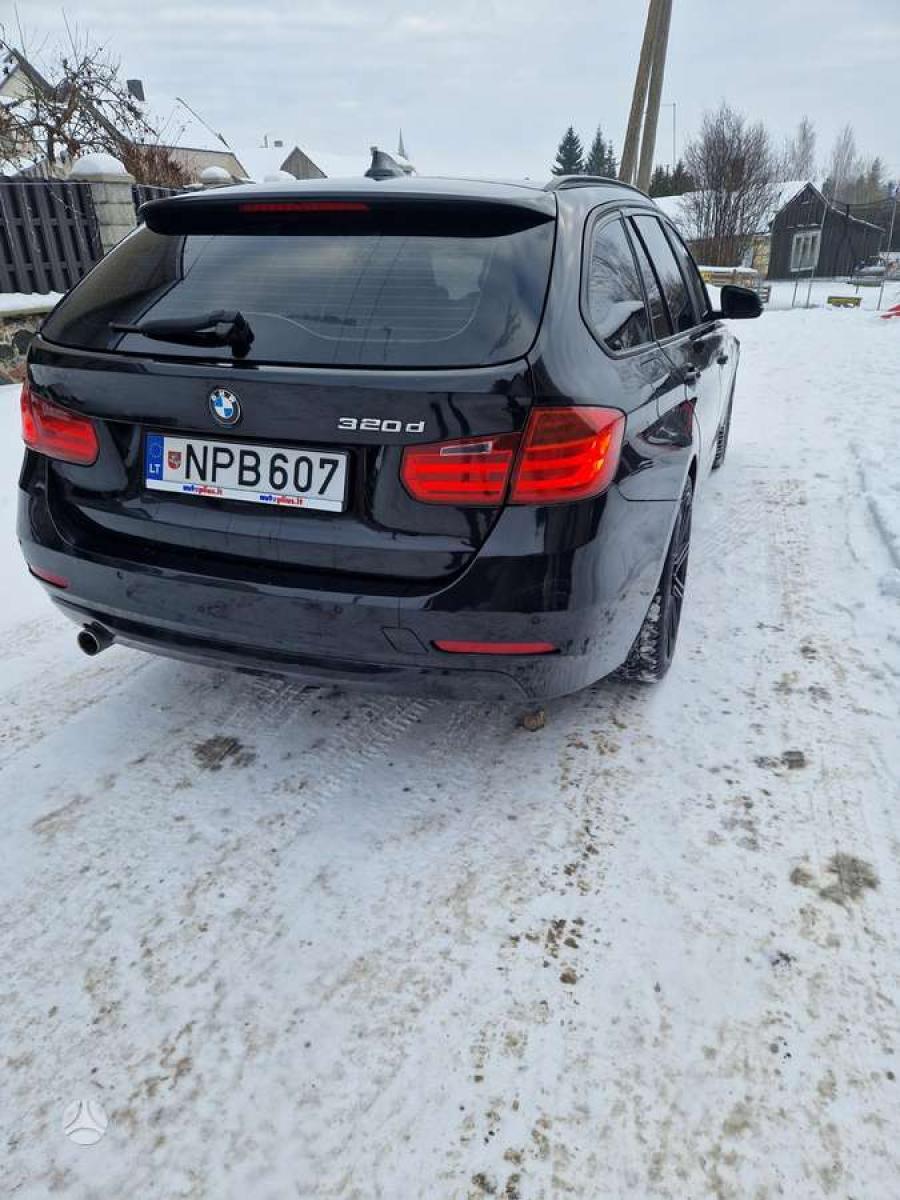 Black BMW 320 2015 in Kelme, with an engine capacity of 2.00 L and mileage of 296 thousand km for 5999 €, photo 4 on AUTOMOTO.COM.LV