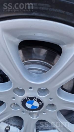 Melns BMW 320 2015 Rīga, ar dzinēja tilpumu 2.00 L un nobraukumu 330 tūkst. km par 6950 €, foto 14 vietnē AUTOMOTO.COM.LV