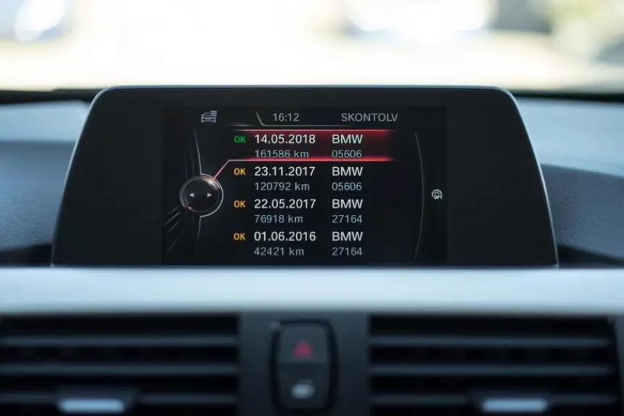Melns BMW 320 2015 Liepāja, ar dzinēja tilpumu 2.00 L un nobraukumu 217 tūkst. km par 12200 €, foto 14 vietnē AUTOMOTO.COM.LV