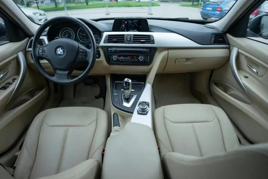 Melns BMW 320 2015 Liepāja, ar dzinēja tilpumu 2.00 L un nobraukumu 217 tūkst. km par 12200 €, foto 22 vietnē AUTOMOTO.COM.LV