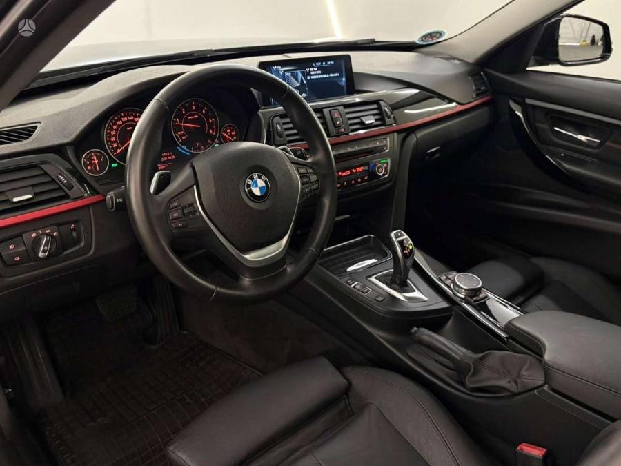 Black BMW 320 2015 in Marijampole, with an engine capacity of 2.00 L and mileage of 301 thousand km for 9650 €, photo 3 on AUTOMOTO.COM.LV