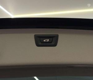 Black BMW 320 2015 in Marijampole, with an engine capacity of 2.00 L and mileage of 301 thousand km for 9650 €, photo 4 on AUTOMOTO.COM.LV