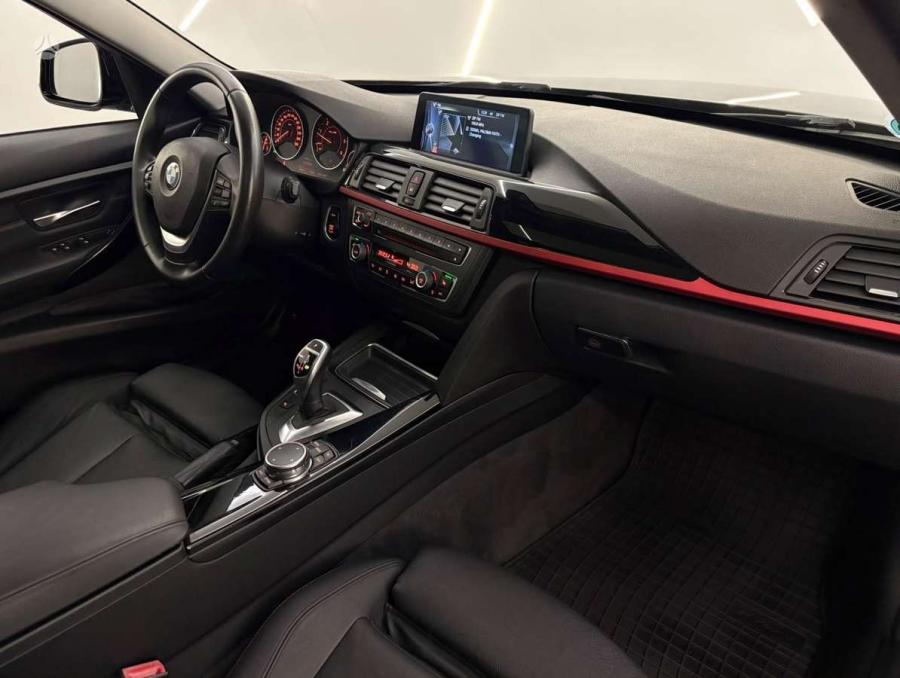Black BMW 320 2015 in Marijampole, with an engine capacity of 2.00 L and mileage of 301 thousand km for 9650 €, photo 20 on AUTOMOTO.COM.LV