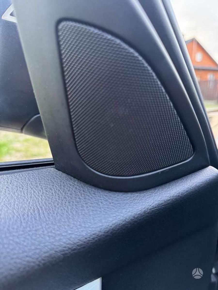 Melns BMW 320 2015 Kaišiadorys, ar dzinēja tilpumu 2.00 L un nobraukumu 290 tūkst. km par 8699 €, foto 11 vietnē AUTOMOTO.COM.LV