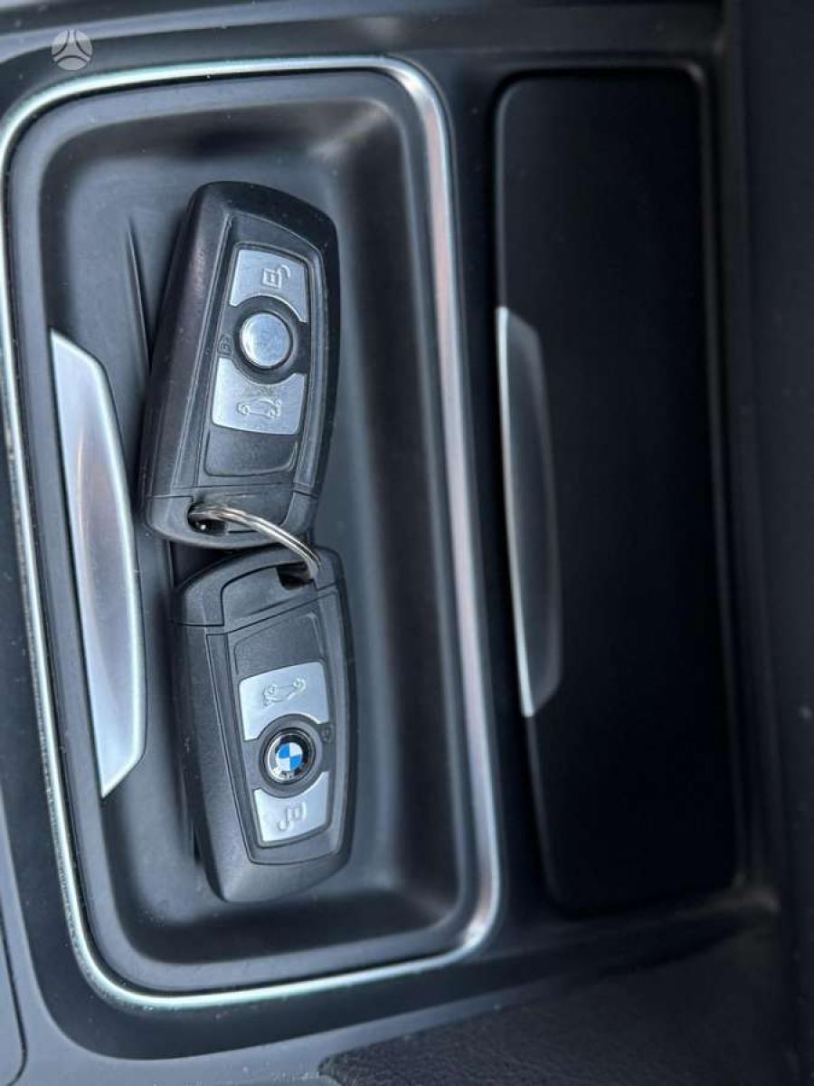 Melns BMW 320 2015 Kaišiadorys, ar dzinēja tilpumu 2.00 L un nobraukumu 290 tūkst. km par 8699 €, foto 19 vietnē AUTOMOTO.COM.LV