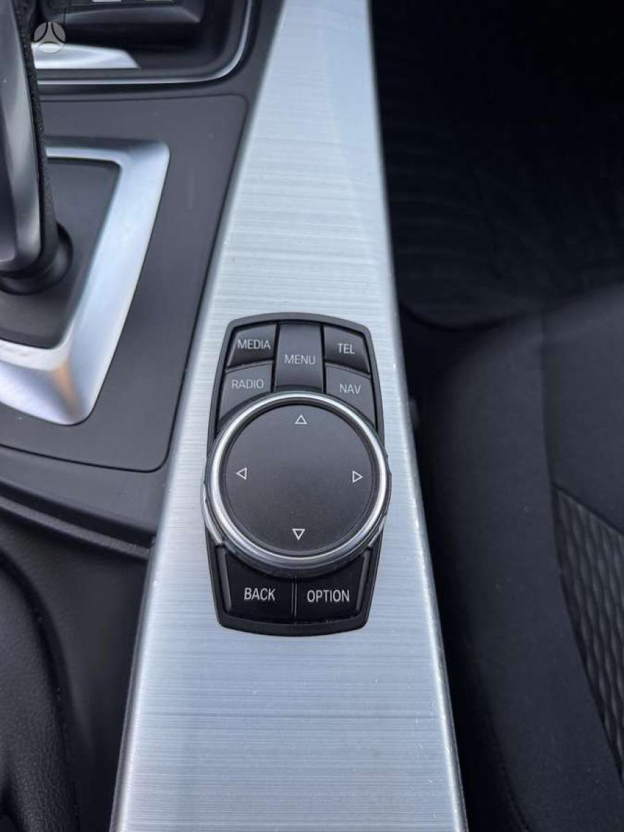 Melns BMW 320 2015 Kaišiadorys, ar dzinēja tilpumu 2.00 L un nobraukumu 290 tūkst. km par 8699 €, foto 25 vietnē AUTOMOTO.COM.LV