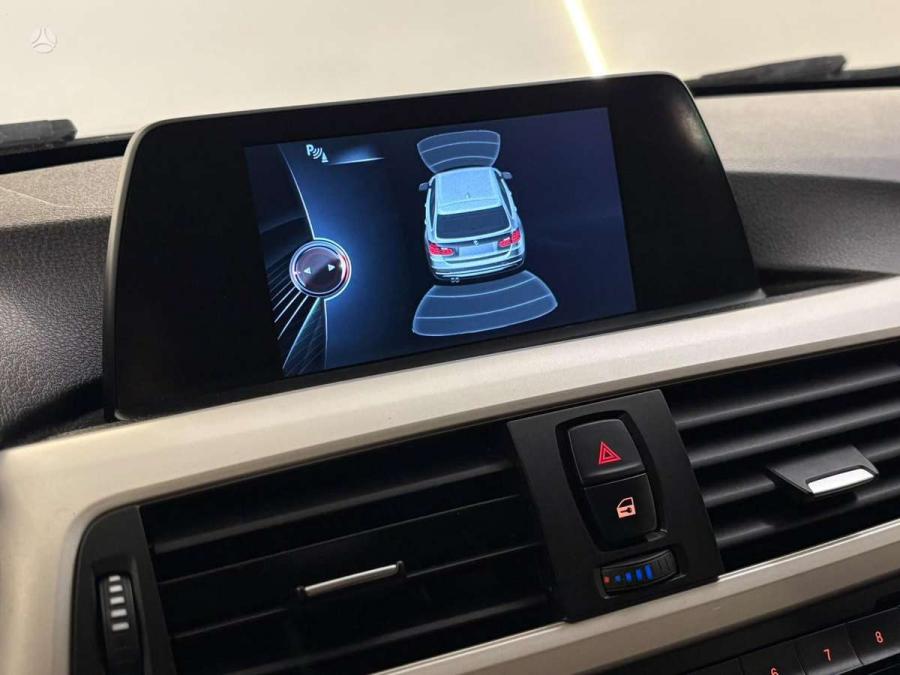 Black BMW 320 2015 in Marijampole, with an engine capacity of 2.00 L and mileage of 204 thousand km for 7999 €, photo 6 on AUTOMOTO.COM.LV