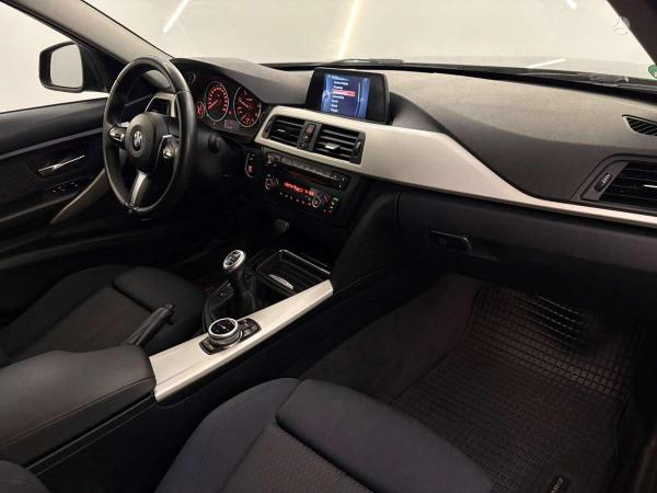 Black BMW 320 2015 in Marijampole, with an engine capacity of 2.00 L and mileage of 204 thousand km for 7999 €, photo 10 on AUTOMOTO.COM.LV